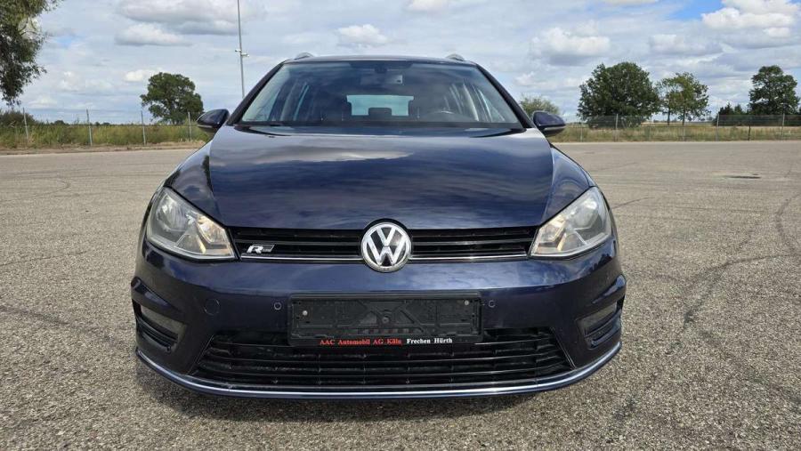 Zils Volkswagen Golf 2015 Marijampole, ar dzinēja tilpumu 1.60 L un nobraukumu 299 tūkst. km par 6850 €, foto 4 vietnē AUTOMOTO.COM.LV