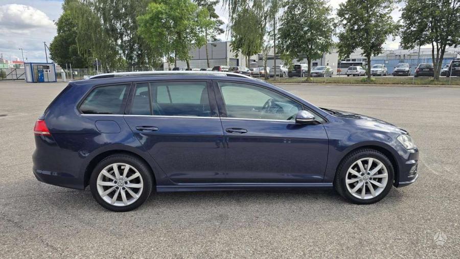 Zils Volkswagen Golf 2015 Marijampole, ar dzinēja tilpumu 1.60 L un nobraukumu 299 tūkst. km par 6850 €, foto 8 vietnē AUTOMOTO.COM.LV