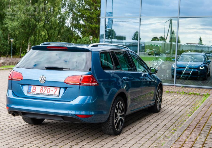 Blue Volkswagen Golf 2015 in Cesis, with an engine capacity of 1.60 L and mileage of 204 thousand km for 7500 €, photo 7 on AUTOMOTO.COM.LV