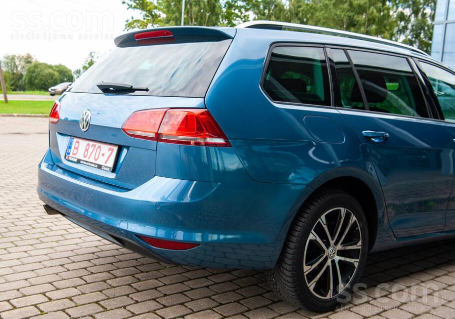 Blue Volkswagen Golf 2015 in Cesis, with an engine capacity of 1.60 L and mileage of 204 thousand km for 7500 €, photo 11 on AUTOMOTO.COM.LV