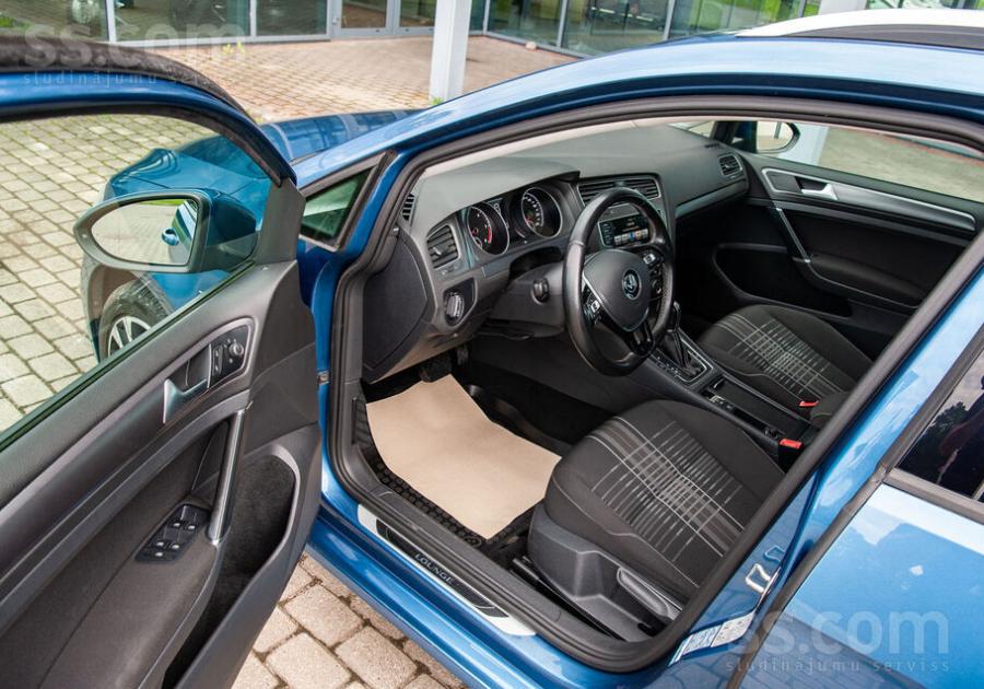 Blue Volkswagen Golf 2015 in Cesis, with an engine capacity of 1.60 L and mileage of 204 thousand km for 7500 €, photo 13 on AUTOMOTO.COM.LV