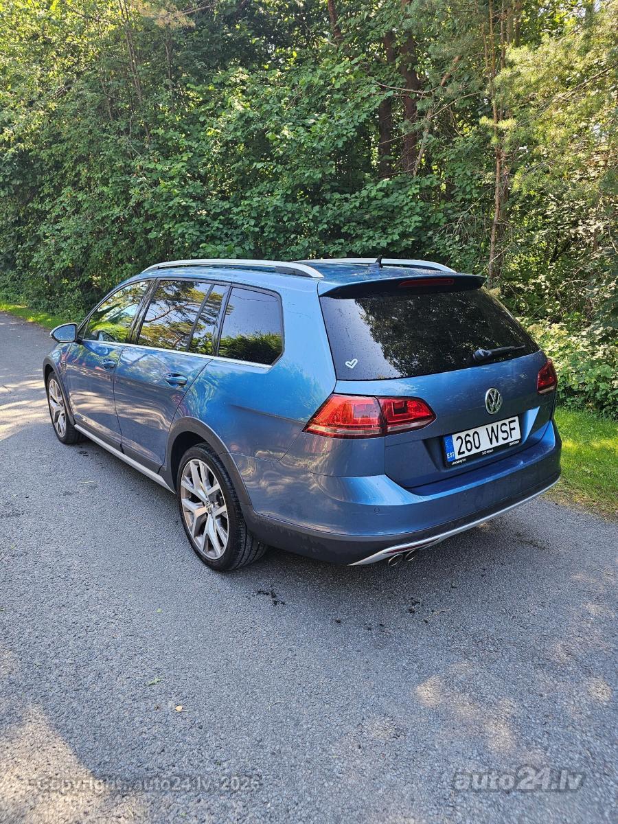 Zils Volkswagen Golf 2015 Tallina, ar dzinēja tilpumu 2.00 L un nobraukumu 279 tūkst. km par 9900 €, foto 3 vietnē AUTOMOTO.COM.LV