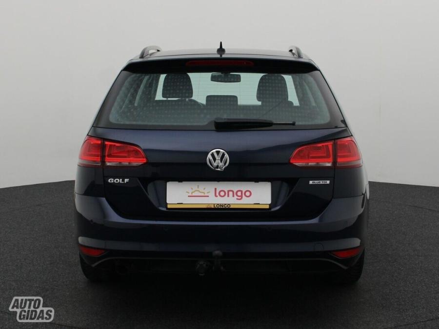 Blue Volkswagen Golf 2016 in Vilnius, with an engine capacity of 1.60 L and mileage of 247 thousand km for 7199 €, photo 5 on AUTOMOTO.COM.LV