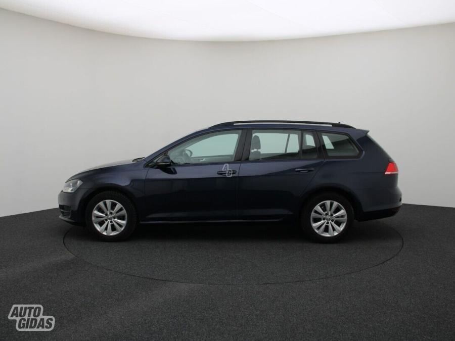 Blue Volkswagen Golf 2016 in Vilnius, with an engine capacity of 1.60 L and mileage of 247 thousand km for 7199 €, photo 6 on AUTOMOTO.COM.LV