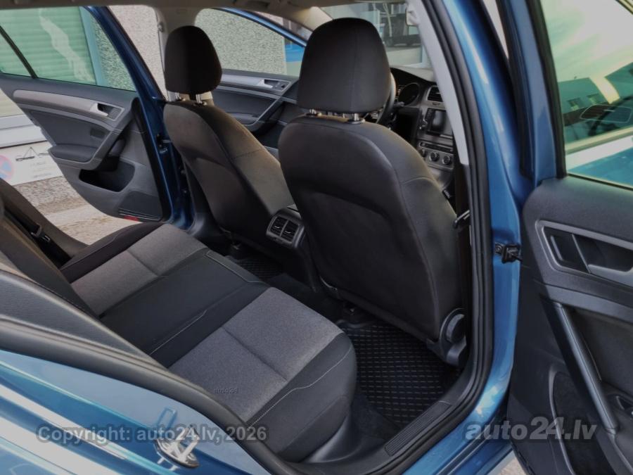 Blue Volkswagen Golf 2016 in Tallinn, with an engine capacity of 1.60 L and mileage of 157 thousand km for 11200 €, photo 5 on AUTOMOTO.COM.LV