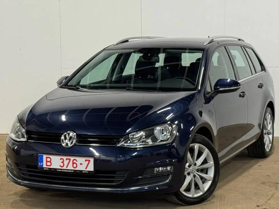 Blue Volkswagen Golf 2016 in Jurmala, with an engine capacity of 1.60 L and mileage of 271 thousand km for 7750 €, photo 1 on AUTOMOTO.COM.LV