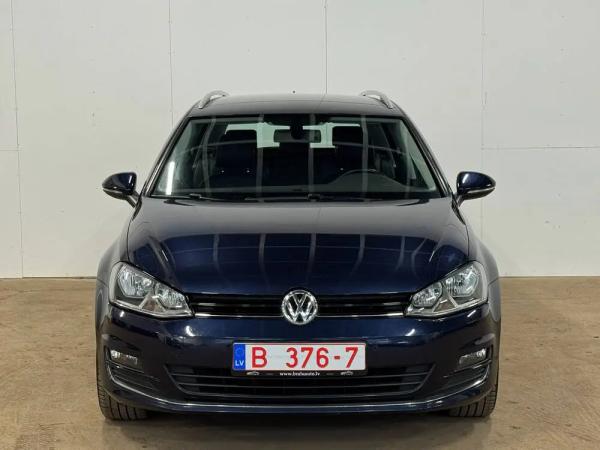 Blue Volkswagen Golf 2016 in Jurmala, with an engine capacity of 1.60 L and mileage of 271 thousand km for 7750 €, photo 4 on AUTOMOTO.COM.LV