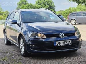 Blue Volkswagen Golf 2016 in Liepaja, with an engine capacity of 1.60 L and mileage of 147 thousand km for 9750 €, photo 4 on AUTOMOTO.COM.LV