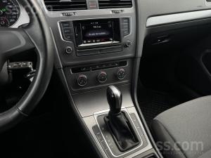 Blue Volkswagen Golf 2016 in Riga, with an engine capacity of 1.40 L and mileage of 234 thousand km for 7500 €, photo 17 on AUTOMOTO.COM.LV
