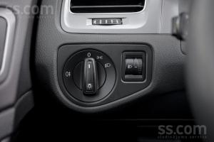 Zils Volkswagen Golf 2016 Talsi, ar dzinēja tilpumu 1.60 L un nobraukumu 266 tūkst. km par 7950 €, foto 16 vietnē AUTOMOTO.COM.LV