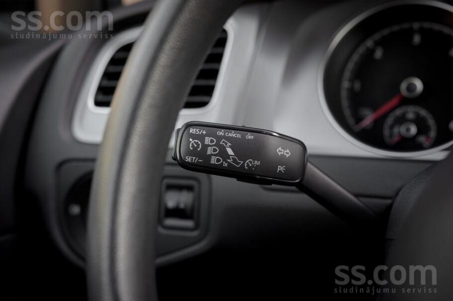 Zils Volkswagen Golf 2016 Talsi, ar dzinēja tilpumu 1.60 L un nobraukumu 266 tūkst. km par 7950 €, foto 17 vietnē AUTOMOTO.COM.LV