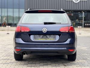 Zils Volkswagen Golf 2016 Šauļi, ar dzinēja tilpumu 1.60 L un nobraukumu 266 tūkst. km par 5900 €, foto 7 vietnē AUTOMOTO.COM.LV