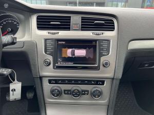 Zils Volkswagen Golf 2016 Šauļi, ar dzinēja tilpumu 1.60 L un nobraukumu 266 tūkst. km par 5900 €, foto 16 vietnē AUTOMOTO.COM.LV