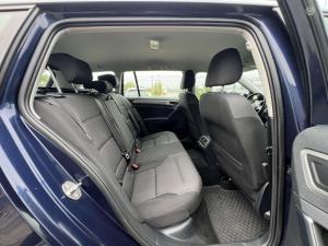 Zils Volkswagen Golf 2016 Šauļi, ar dzinēja tilpumu 1.60 L un nobraukumu 266 tūkst. km par 5900 €, foto 19 vietnē AUTOMOTO.COM.LV
