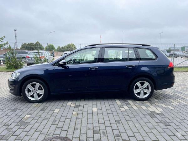 Blue Volkswagen Golf 2016 in Siauliai, with an engine capacity of 1.60 L and mileage of 266 thousand km for 5900 €, photo 6 on AUTOMOTO.COM.LV