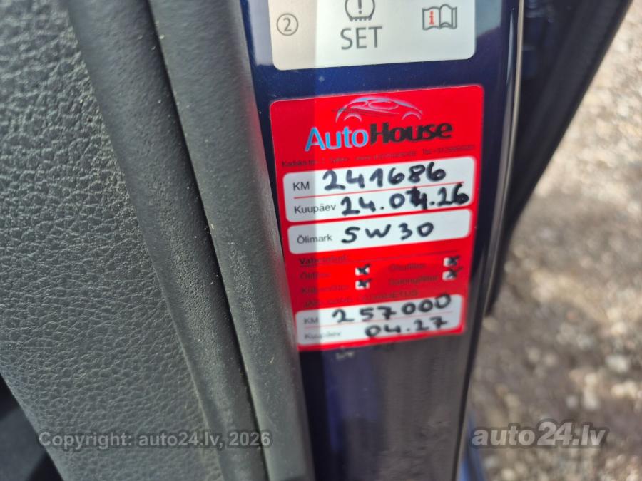 Zils Volkswagen Golf 2017 Tallina, ar dzinēja tilpumu 1.60 L un nobraukumu 243 tūkst. km par 7000 €, foto 11 vietnē AUTOMOTO.COM.LV