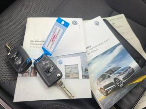 Blue Volkswagen Golf 2017 in Jelgava, with an engine capacity of 1.60 L and mileage of 226 thousand km for 7490 €, photo 26 on AUTOMOTO.COM.LV
