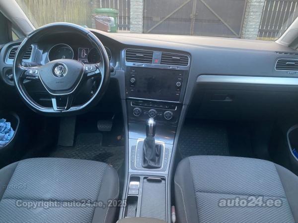 Blue Volkswagen Golf 2018 in Tallinn, with an engine capacity of 1.60 L and mileage of 192 thousand km for 11900 €, photo 5 on AUTOMOTO.COM.LV