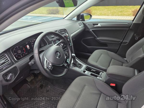 Blue Volkswagen Golf 2018 in Tallinn, with an engine capacity of 1.60 L and mileage of 162 thousand km for 9700 €, photo 8 on AUTOMOTO.COM.LV
