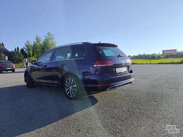 Blue Volkswagen Golf 2018 in Vilnius, with an engine capacity of 1.40 L and mileage of 202 thousand km for 12300 €, photo 4 on AUTOMOTO.COM.LV