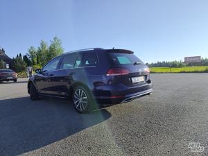 Blue Volkswagen Golf 2018 in Vilnius, with an engine capacity of 1.40 L and mileage of 202 thousand km for 12300 €, photo 5 on AUTOMOTO.COM.LV