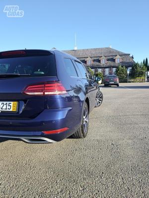 Blue Volkswagen Golf 2018 in Vilnius, with an engine capacity of 1.40 L and mileage of 202 thousand km for 12300 €, photo 7 on AUTOMOTO.COM.LV