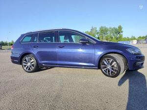 Blue Volkswagen Golf 2018 in Vilnius, with an engine capacity of 1.40 L and mileage of 203 thousand km for 12300 €, photo 27 on AUTOMOTO.COM.LV