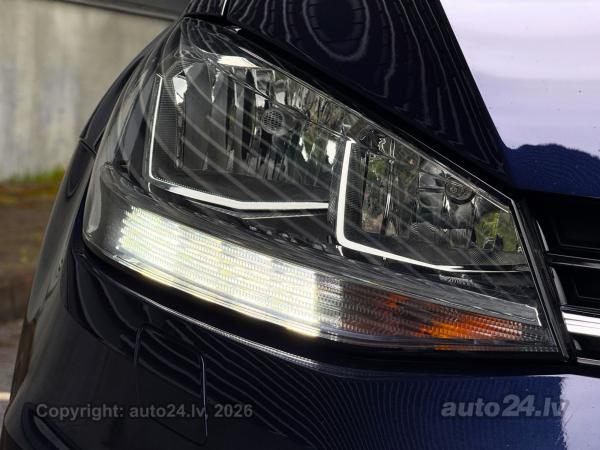 Zils Volkswagen Golf 2018 Tallina, ar dzinēja tilpumu 1.40 L un nobraukumu 82 tūkst. km par 13700 €, foto 10 vietnē AUTOMOTO.COM.LV