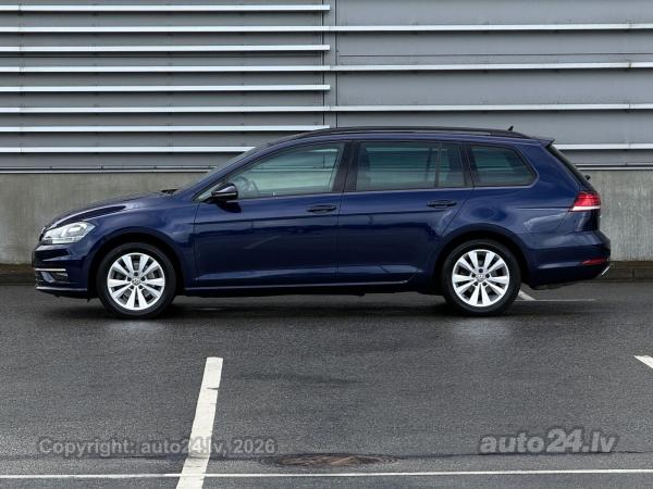Blue Volkswagen Golf 2018 in Tallinn, with an engine capacity of 1.40 L and mileage of 82 thousand km for 13700 €, photo 5 on AUTOMOTO.COM.LV