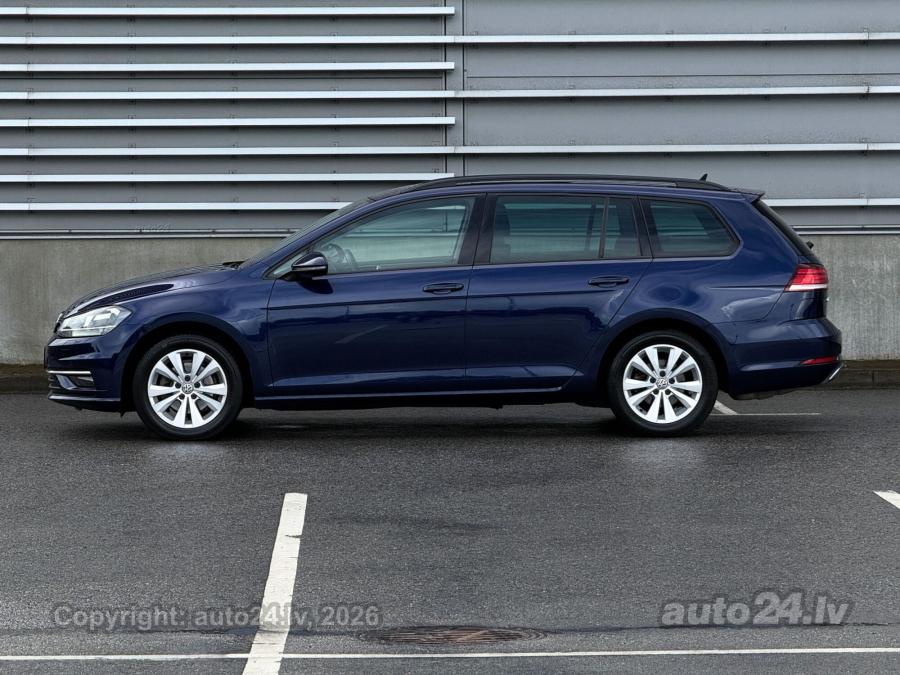 Blue Volkswagen Golf 2018 in Tallinn, with an engine capacity of 1.40 L and mileage of 82 thousand km for 13700 €, photo 6 on AUTOMOTO.COM.LV