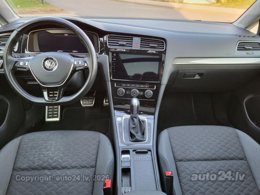 Blue Volkswagen Golf 2018 in Tartu, with an engine capacity of 1.60 L and mileage of 161 thousand km for 15500 €, photo 14 on AUTOMOTO.COM.LV