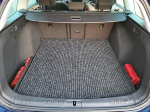 Blue Volkswagen Golf 2018 in Tartu, with an engine capacity of 1.60 L and mileage of 161 thousand km for 15500 €, photo 19 on AUTOMOTO.COM.LV