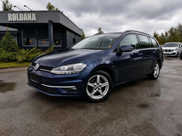 Blue Volkswagen Golf 2018 in Pakruojis, with an engine capacity of 1.50 L and mileage of 259 thousand km for 7700 €, photo 1 on AUTOMOTO.COM.LV