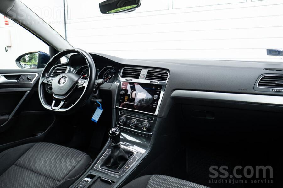 Zils Volkswagen Golf 2019 Rīga, ar dzinēja tilpumu 1.50 L un nobraukumu 99 tūkst. km par 12950 €, foto 10 vietnē AUTOMOTO.COM.LV