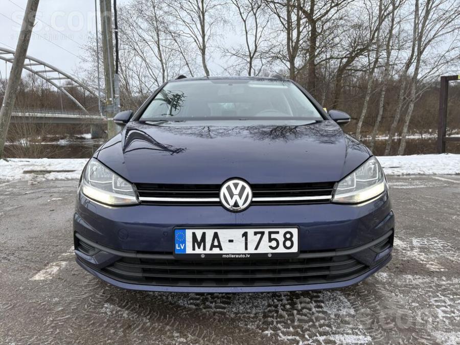 Blue Volkswagen Golf 2019 in Riga, with an engine capacity of 1.60 L and mileage of 163 thousand km for 10500 €, photo 2 on AUTOMOTO.COM.LV