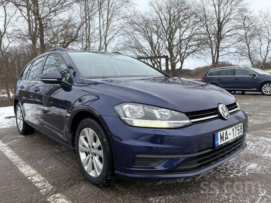 Blue Volkswagen Golf 2019 in Riga, with an engine capacity of 1.60 L and mileage of 163 thousand km for 10500 €, photo 3 on AUTOMOTO.COM.LV