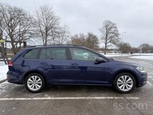 Blue Volkswagen Golf 2019 in Riga, with an engine capacity of 1.60 L and mileage of 163 thousand km for 10500 €, photo 4 on AUTOMOTO.COM.LV
