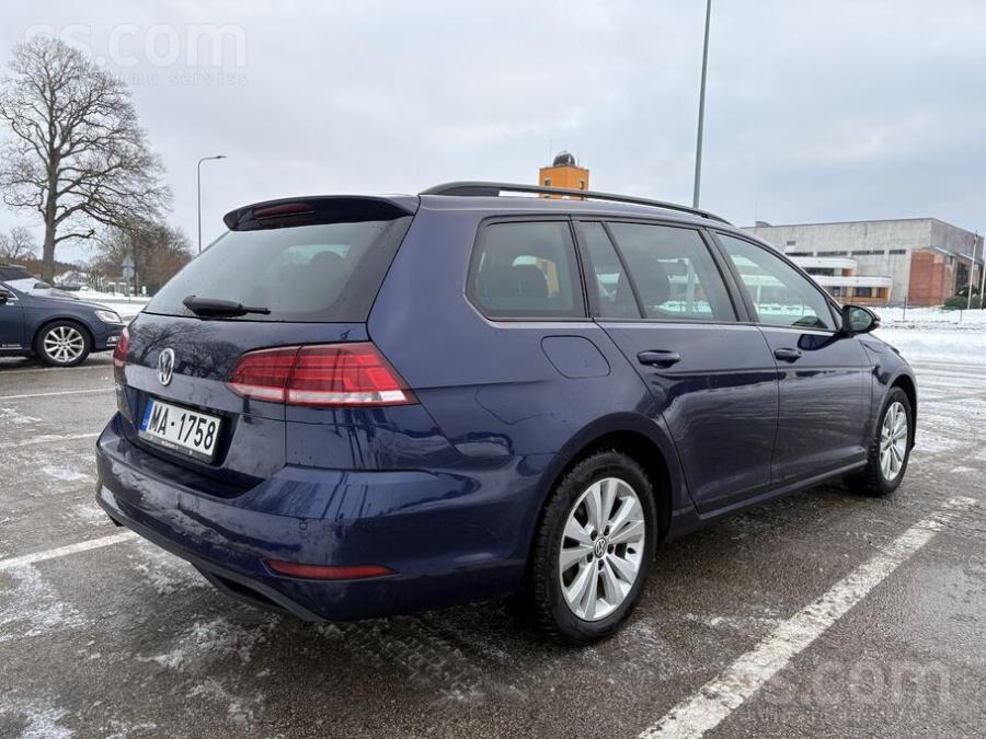 Blue Volkswagen Golf 2019 in Riga, with an engine capacity of 1.60 L and mileage of 163 thousand km for 10500 €, photo 5 on AUTOMOTO.COM.LV