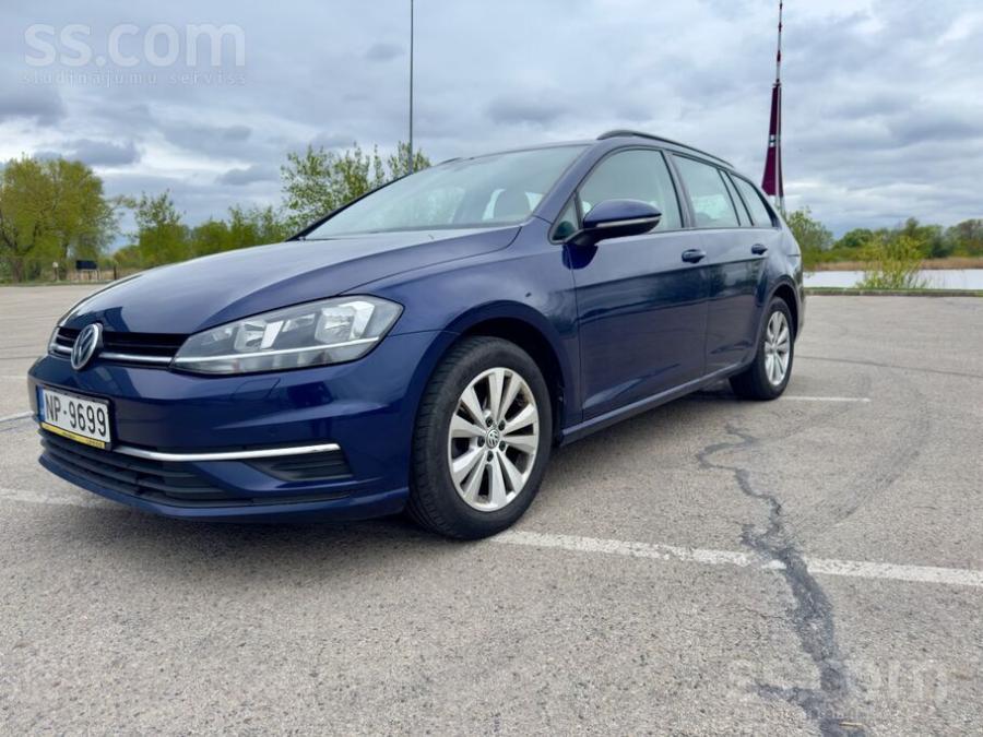 Zils Volkswagen Golf 2019 Rīga, ar dzinēja tilpumu 1.60 L un nobraukumu 201 tūkst. km par 9590 €, foto 1 vietnē AUTOMOTO.COM.LV
