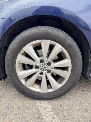 Zils Volkswagen Golf 2019 Rīga, ar dzinēja tilpumu 1.60 L un nobraukumu 201 tūkst. km par 9590 €, foto 3 vietnē AUTOMOTO.COM.LV