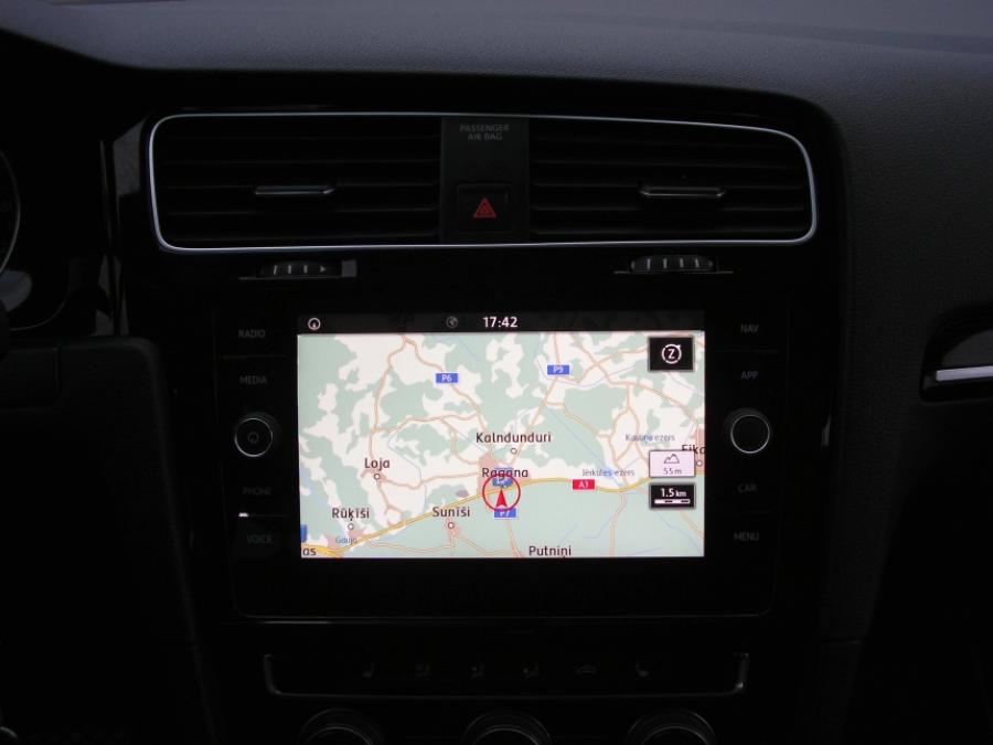 Zils Volkswagen Golf 2019 Rīga, ar dzinēja tilpumu 2.00 L un nobraukumu 178 tūkst. km par 12770 €, foto 16 vietnē AUTOMOTO.COM.LV