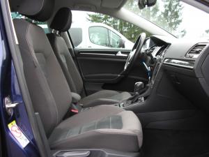 Zils Volkswagen Golf 2019 Rīga, ar dzinēja tilpumu 2.00 L un nobraukumu 178 tūkst. km par 12770 €, foto 23 vietnē AUTOMOTO.COM.LV