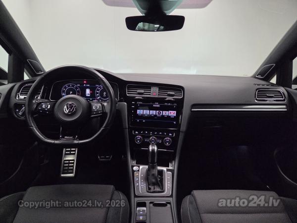 Blue Volkswagen Golf 2019 in Tallinn, with an engine capacity of 2.00 L and mileage of 119 thousand km for 26900 €, photo 8 on AUTOMOTO.COM.LV