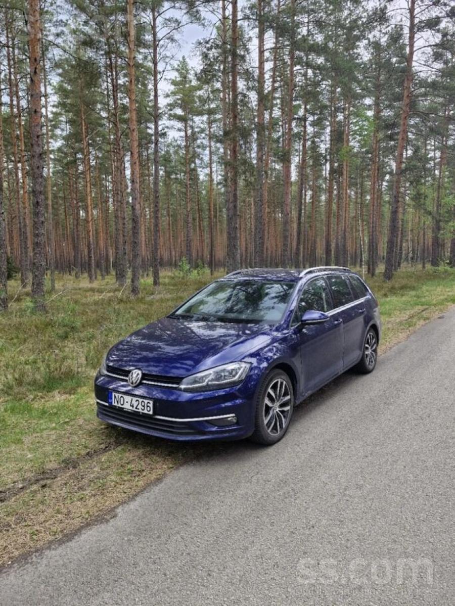 Blue Volkswagen Golf 2019 in Riga, with an engine capacity of 2.00 L and mileage of 187 thousand km for 12000 €, photo 3 on AUTOMOTO.COM.LV
