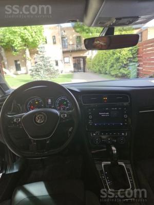 Blue Volkswagen Golf 2019 in Riga, with an engine capacity of 2.00 L and mileage of 187 thousand km for 12000 €, photo 6 on AUTOMOTO.COM.LV