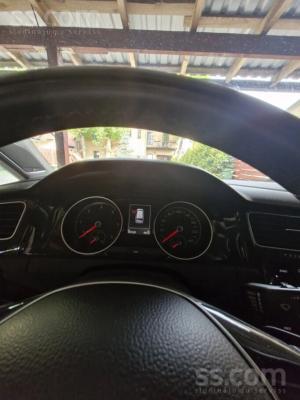 Blue Volkswagen Golf 2019 in Riga, with an engine capacity of 2.00 L and mileage of 187 thousand km for 12000 €, photo 8 on AUTOMOTO.COM.LV