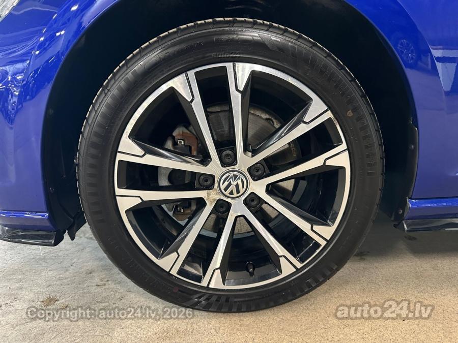 Blue Volkswagen Golf 2019 in Tallinn, with an engine capacity of 1.50 L and mileage of 39 thousand km for 18400 €, photo 10 on AUTOMOTO.COM.LV