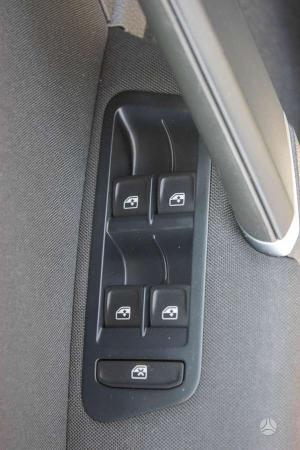 Zils Volkswagen Golf 2020 Kauņa, ar dzinēja tilpumu 1.50 L un nobraukumu 193 tūkst. km par 10700 €, foto 21 vietnē AUTOMOTO.COM.LV