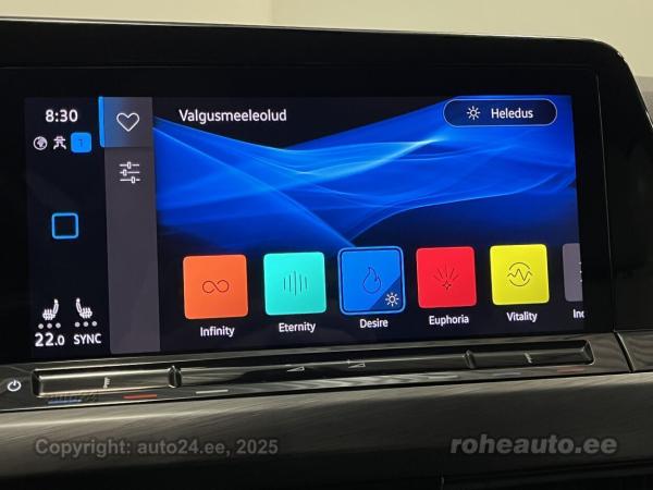 Zils Volkswagen Golf 2021 Tallina, ar dzinēja tilpumu 1.50 L un nobraukumu 128 tūkst. km par 18800 €, foto 11 vietnē AUTOMOTO.COM.LV