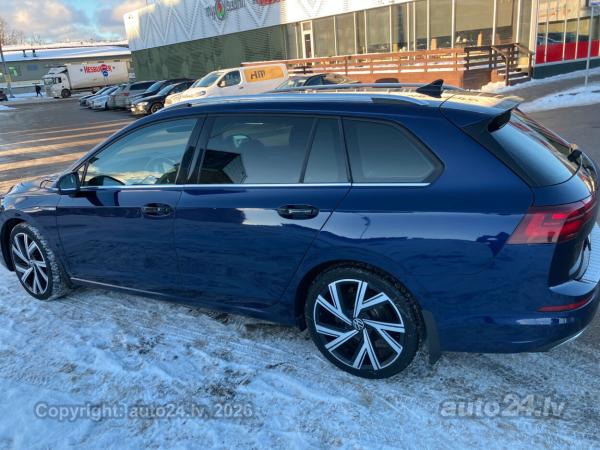 Zils Volkswagen Golf 2021 Tallina, ar dzinēja tilpumu 1.50 L un nobraukumu 76 tūkst. km par 21600 €, foto 1 vietnē AUTOMOTO.COM.LV